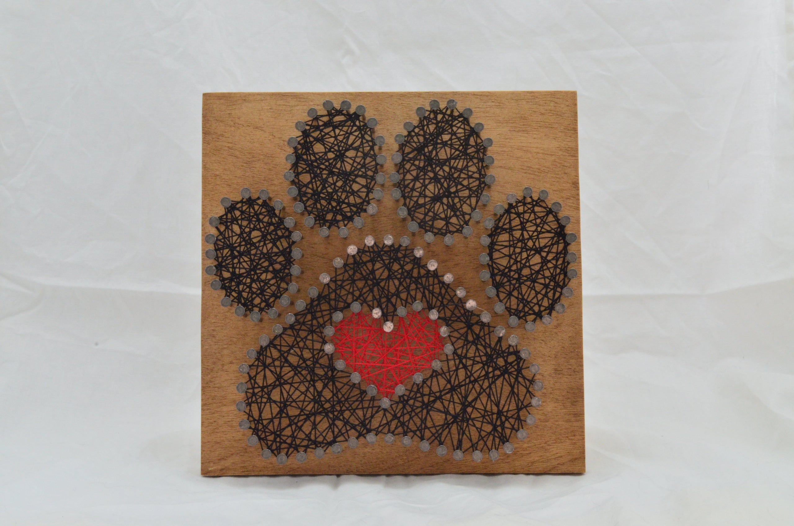 paw print string art | Making It Nerdy
